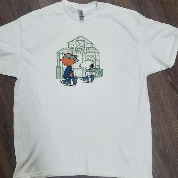 Gildan | Shirts | Charlie Brown And Snoopy Trap House Tshirt | Poshmark